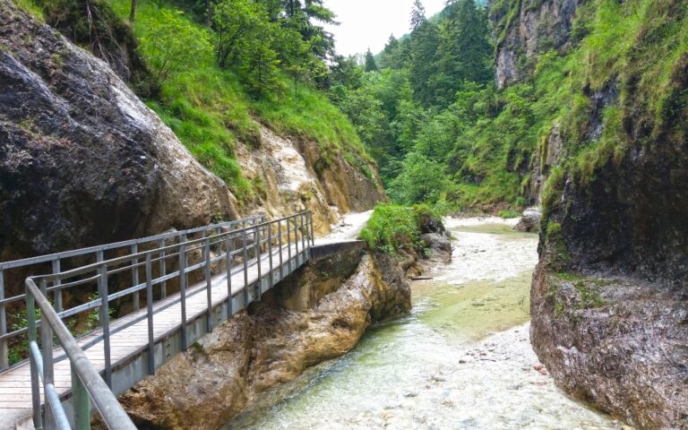 23 Things to do in the Bavarian Alps, Germany: Best hikes (+ map)