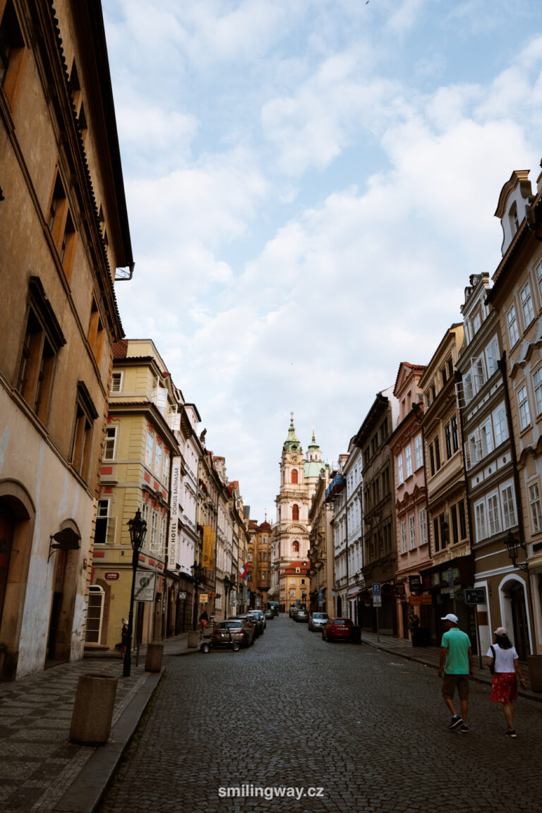 MALÁ STRANA: 25 tipů, co navštívit (památky, zajímavosti, mapa)