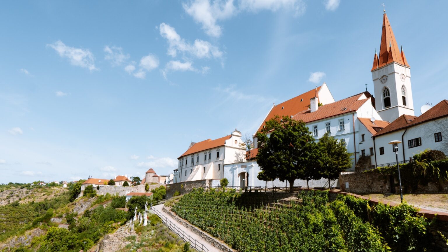 9 tipů na památky, co navštívit ve Znojmě a okolí (+ mapa)