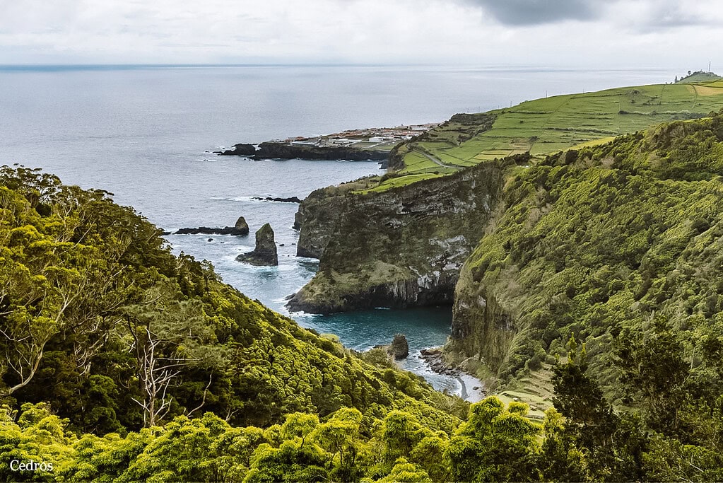 11 tipů na trasy a co vidět na ostrově Flores, Azory (+ mapa) - průvodce
