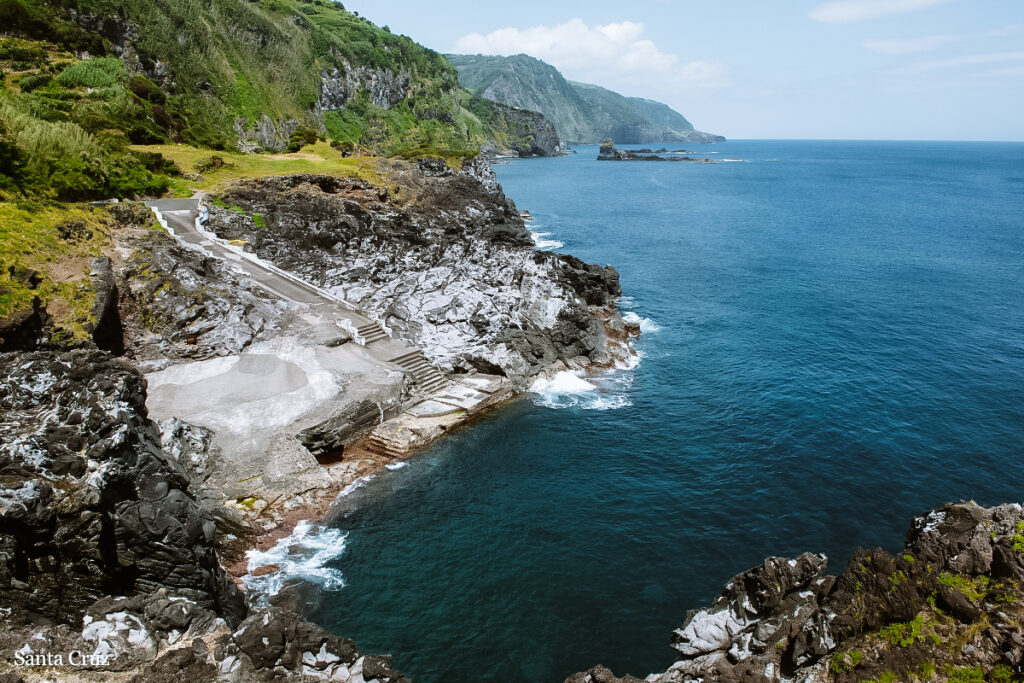 11 tipů na trasy a co vidět na ostrově Flores, Azory (+ mapa) - průvodce