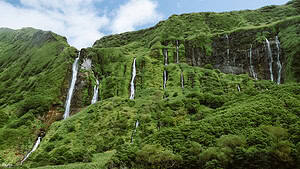 11 tipů na trasy a co vidět na ostrově Flores, Azory (+ mapa) - průvodce